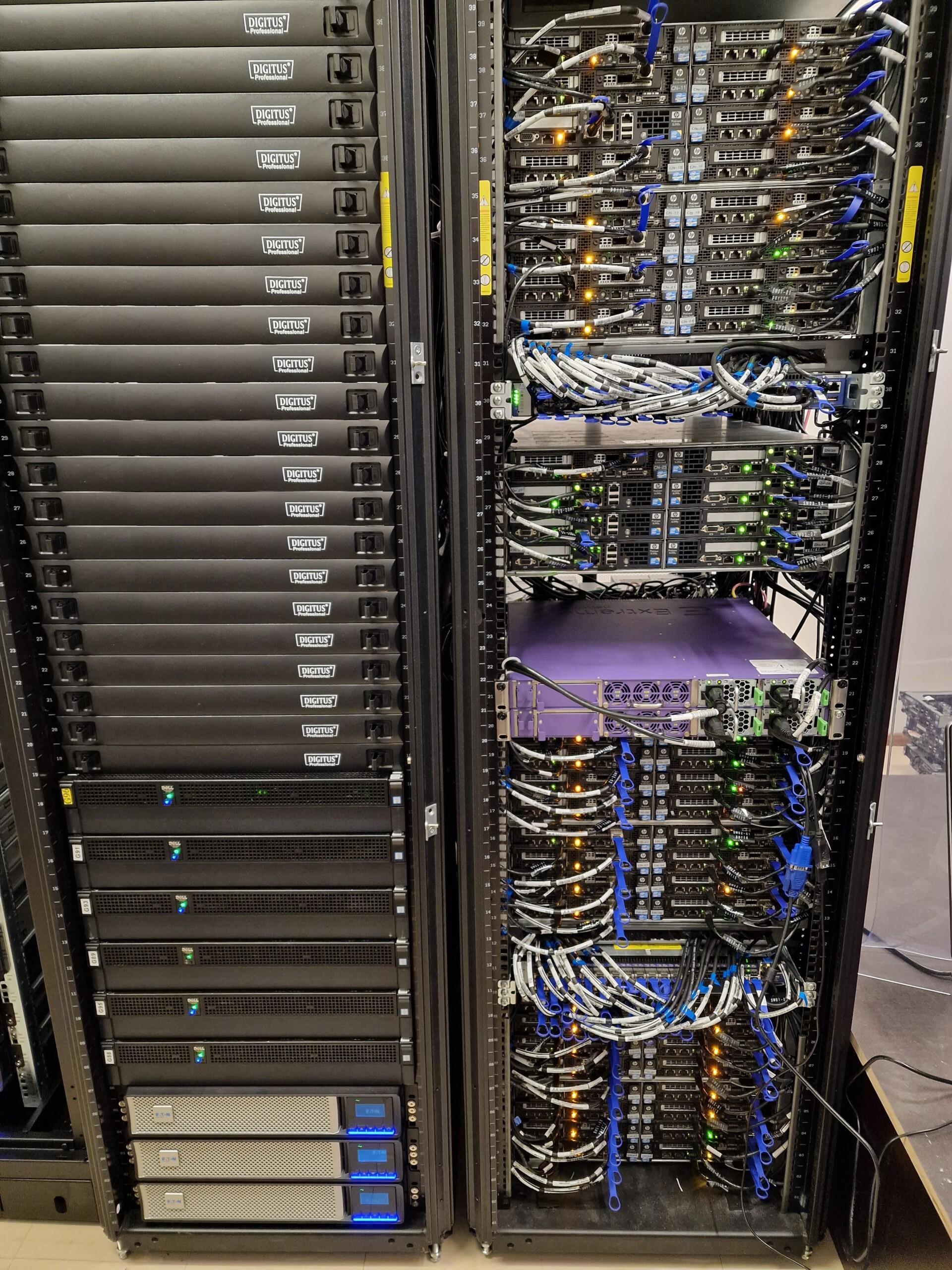 Data Center Lab - Kajaanin ammattikorkeakoulu